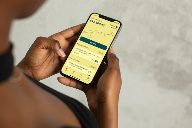 Moniflo banks on security by design | Okta